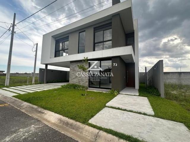Sobrado à venda no bairro Ipê São José dos Pinhais/PR