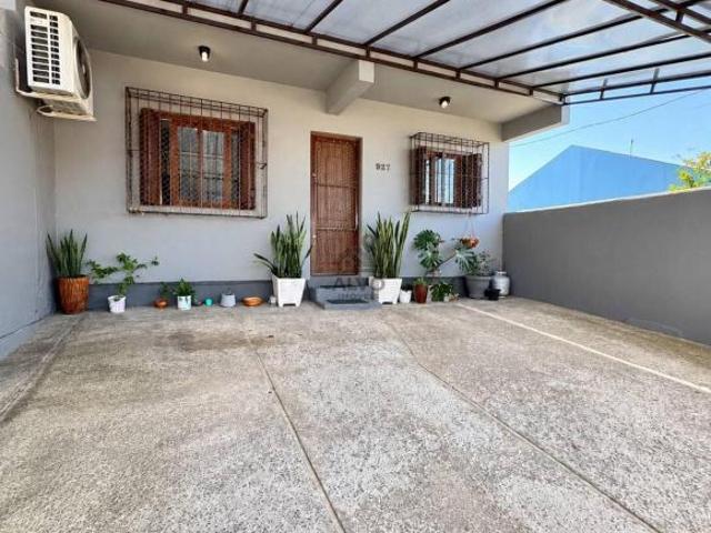 Sobrado à venda no bairro Jardim Algarve Alvorada/RS