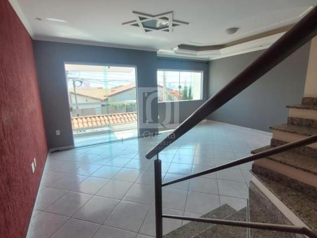 Sobrado à venda no bairro Jardim das Estrelas em Sorocaba