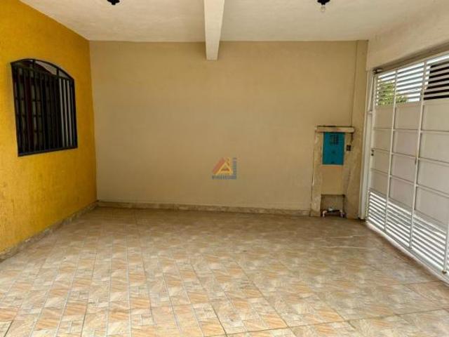 Sobrado à venda no bairro Jardim das Oliveiras