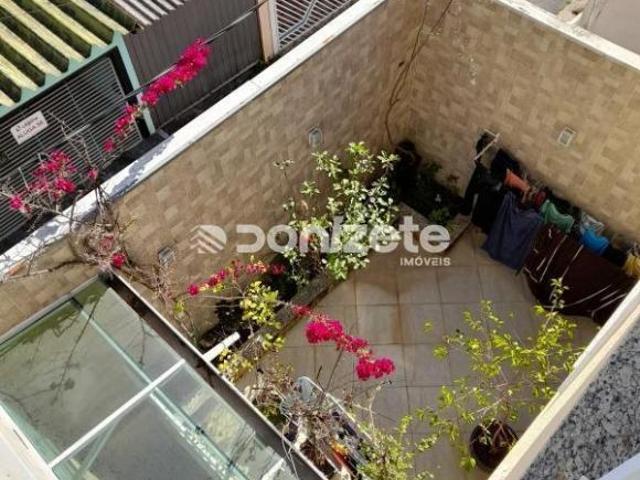 Sobrado à venda no bairro Jardim, em Santo André