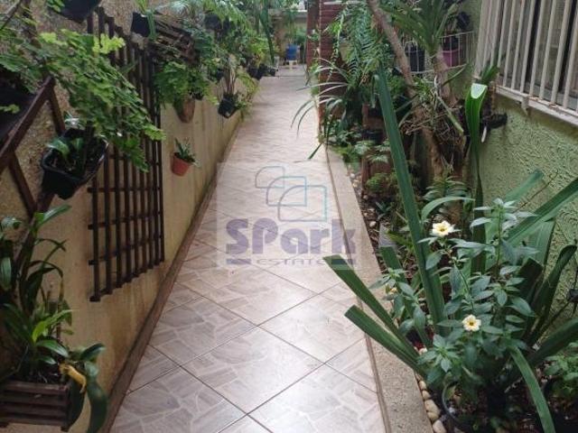 Sobrado à venda no bairro Jardim Stella Santo André/SP
