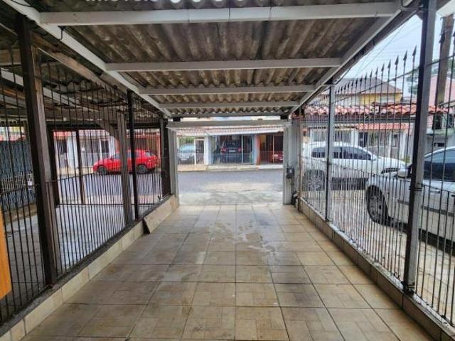 Sobrado à venda no bairro Parque da Matriz Cachoeirinha/RS