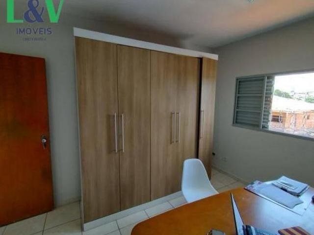 Sobrado à venda no bairro residencial Burch Louveira