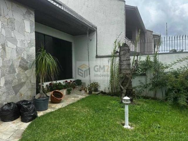 Sobrado à venda no bairro São Lourenço Curitiba/PR