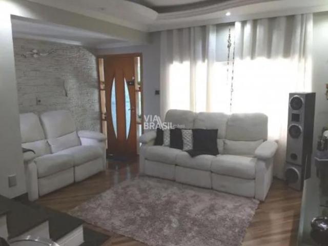 Sobrado à Venda no Bairro Taboão, 250m² R$ 830.000,00