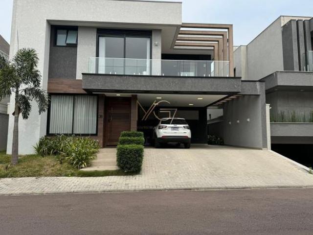 Sobrado à venda no bairro Uberaba Curitiba/PR