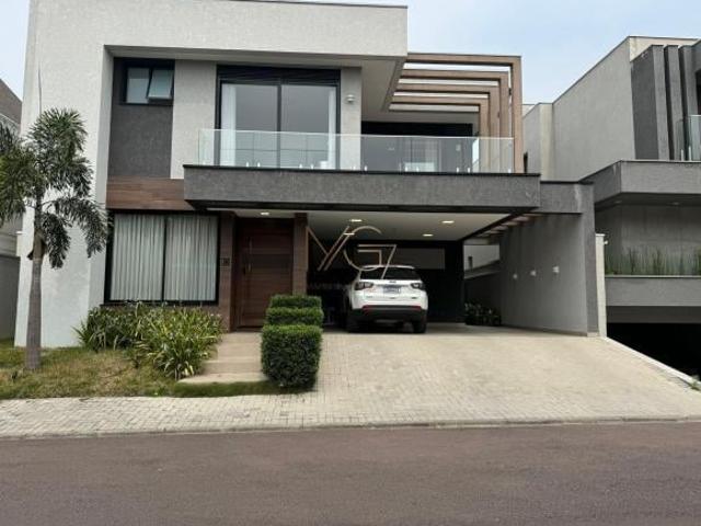 Sobrado à venda no bairro Uberaba Curitiba/PR