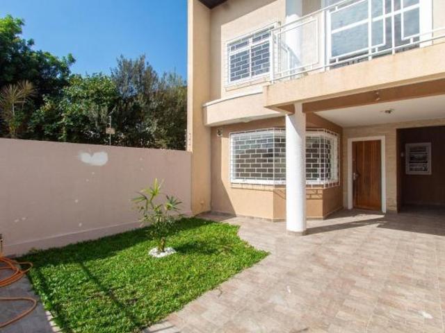Sobrado à venda no Bairro Uberaba Curitiba/PR