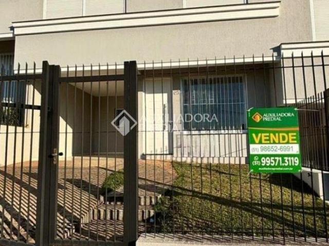 Sobrado à Venda no Bairro Universitário Lajeado