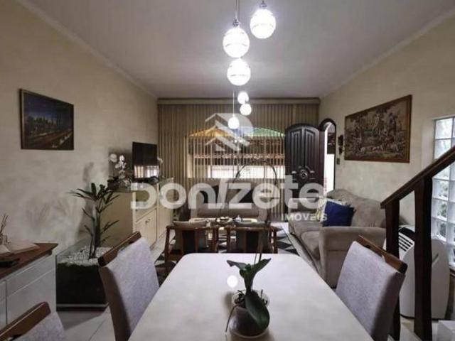 Sobrado à venda no bairro Vila Humaitá, Santo André – 180 m²