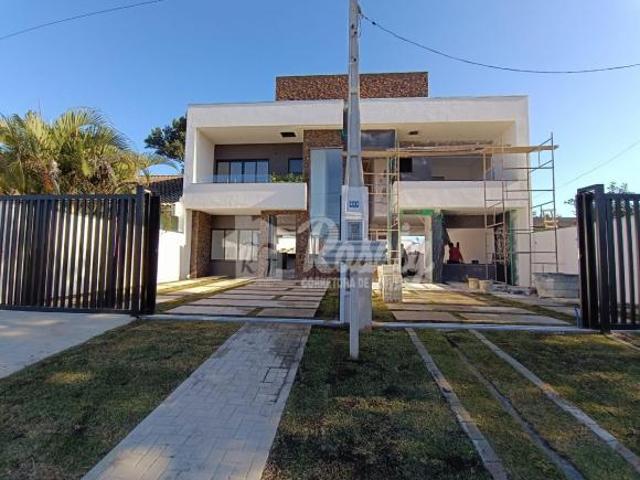 Sobrado à venda no Balneário Canoas em Pontal do Paraná/PR