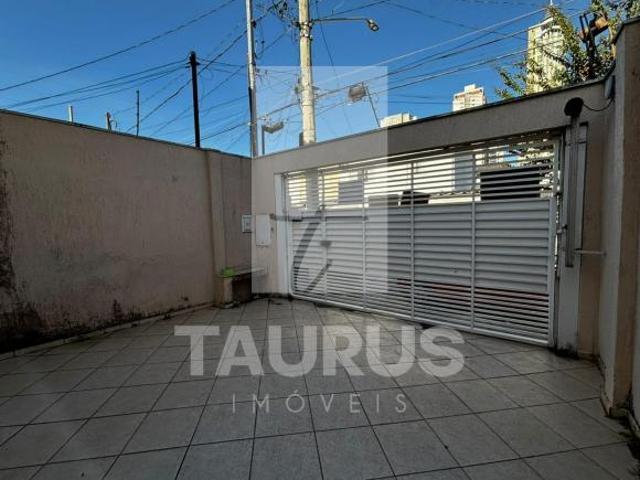 Sobrado à venda no Brooklin, 2 suítes, terraço com churrasqueira, 1 vaga, 115 m²