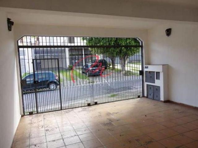 Sobrado à venda no Butantã Rua tranquila e arborizada 02 dormitórios 2 vagas de garagem