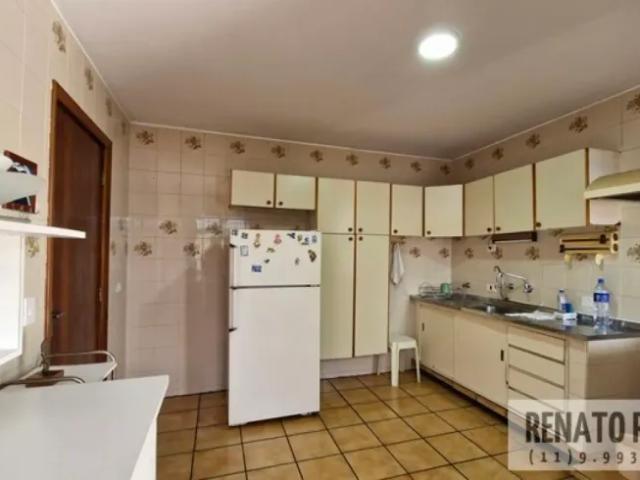 Sobrado à venda no Butantã, 3 quartos 1 suíte, 2 vagas. Ref. FL19