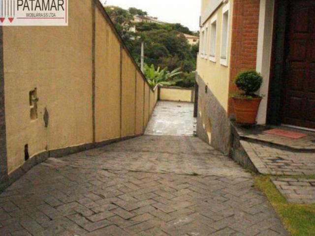 SOBRADO À VENDA NO BUTANTÃ