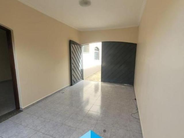 Sobrado à venda no Gustavo Picinini