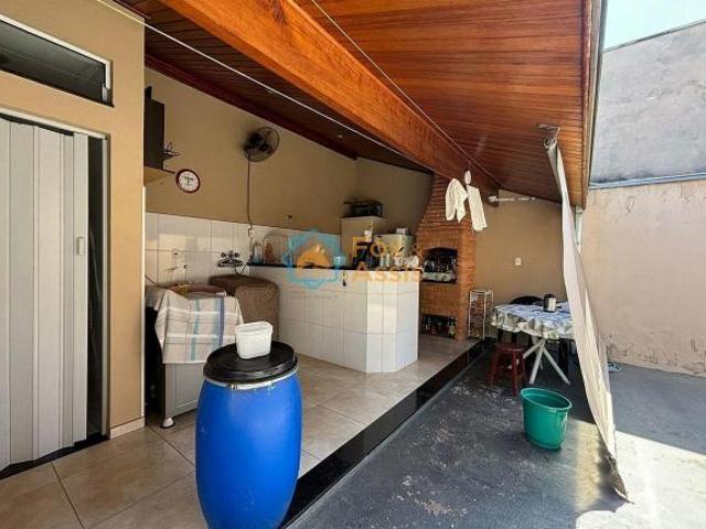 Sobrado a venda no Dona Regina