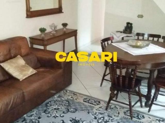 Sobrado à venda no Demarchi – 5 dormitórios, 245m² e área gourmet em São Bernard