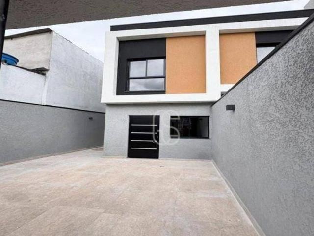 Sobrado a venda no Ermelino Matarazzo com 2 suítes e 2 vagas de garagem com corredor lateral