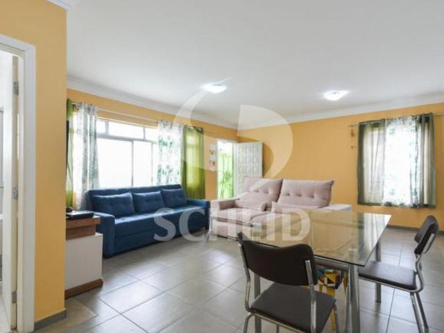 Sobrado á Venda no Ipiranga com 200m², 8 quartos, 2 vagas