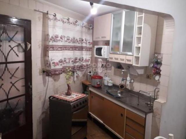 Sobrado à venda no Jabaquara, 75m², 3 dormitórios, 1 suíte e 3 vagas de garagem