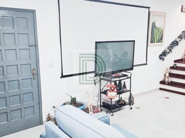Sobrado à venda no Jaguaré, com 235m²