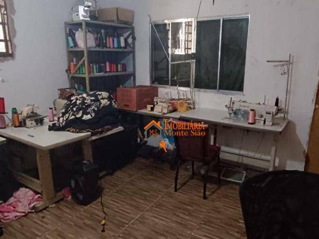 Sobrado a venda no Jardim Marilena Guarulhos 5 Dorms