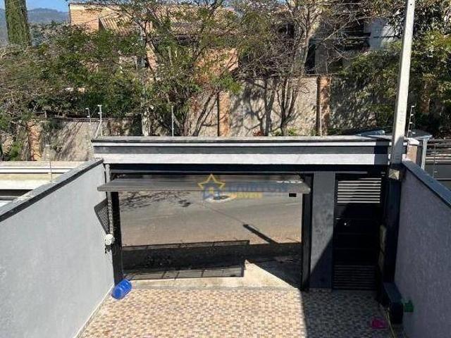 Sobrado à venda no Jardim Maristela em Atibaia com vista para a Pedra Grande