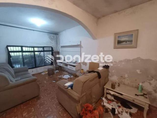 Sobrado à venda no Jardim Oriental, Santo André – 2 quartos, 2 vagas