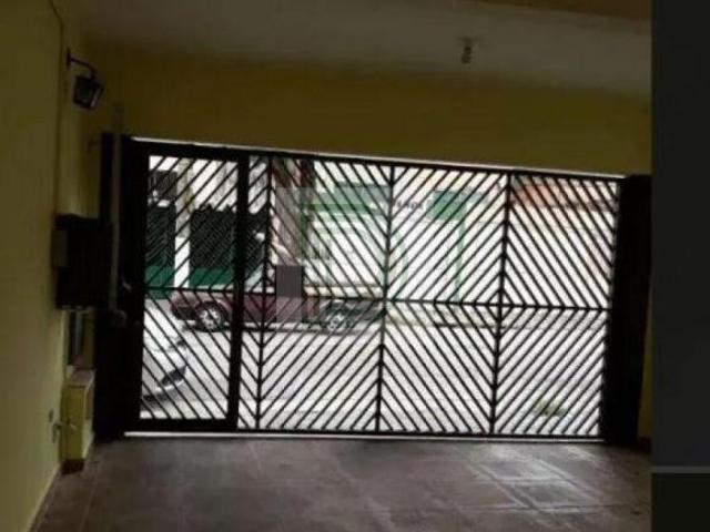 Sobrado à Venda no Jardim Celeste | 4 Dormitórios | 2 Suítes | Terraço | 2 Vagas