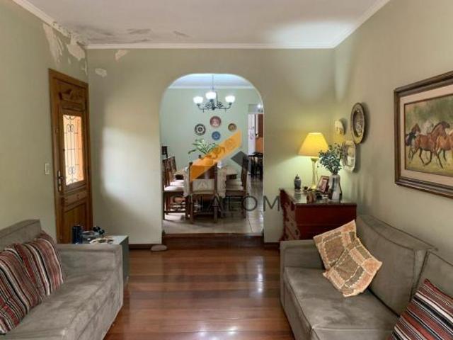 Sobrado à venda no Jardim Colombo