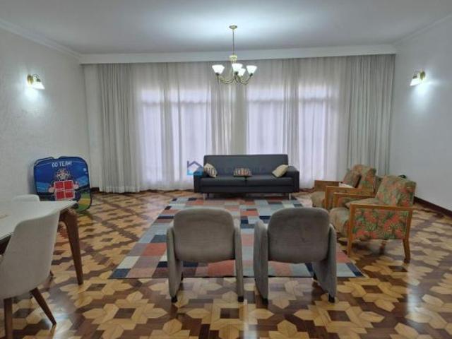 Sobrado a venda no Jardim da Glória com 3 dormitórios e 4 vagas