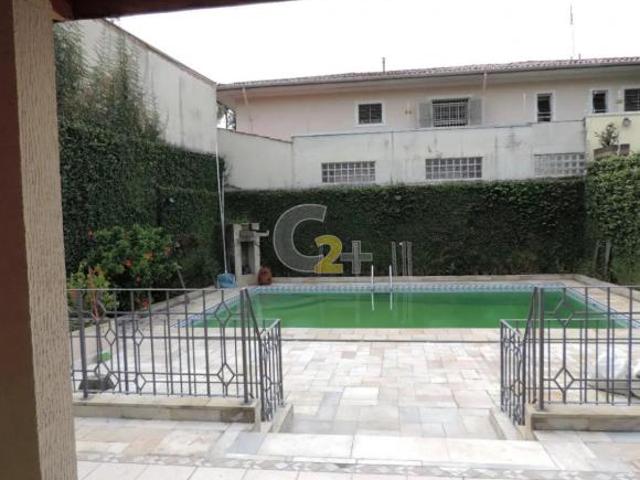 Sobrado à venda no Jardim das Bandeiras 4 quartos, sendo 2 suites e 4 vagas