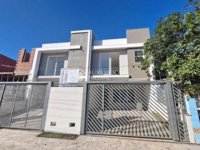 Sobrado à Venda no Jardim Itu, Porto Alegre