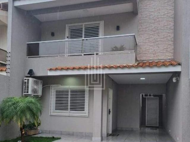 Sobrado à venda no Jardim Ipê