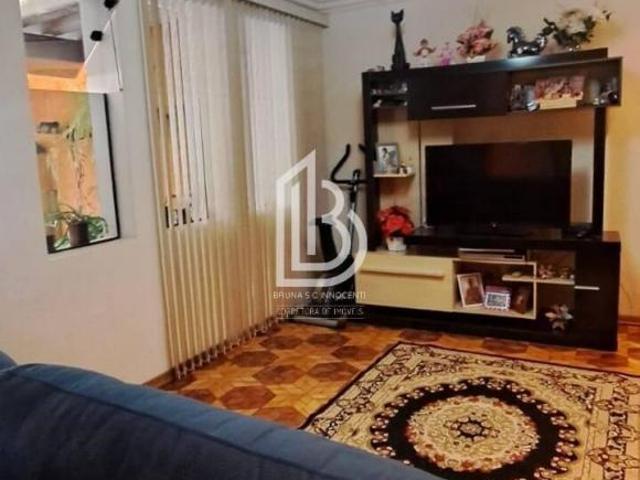 Sobrado à Venda no Jardim Jamaica – 3 Quartos, Suíte, 2 Vagas – 154m²
