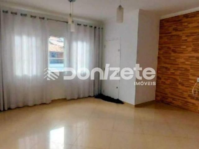 Sobrado à venda no Jardim Las Vegas em Santo André