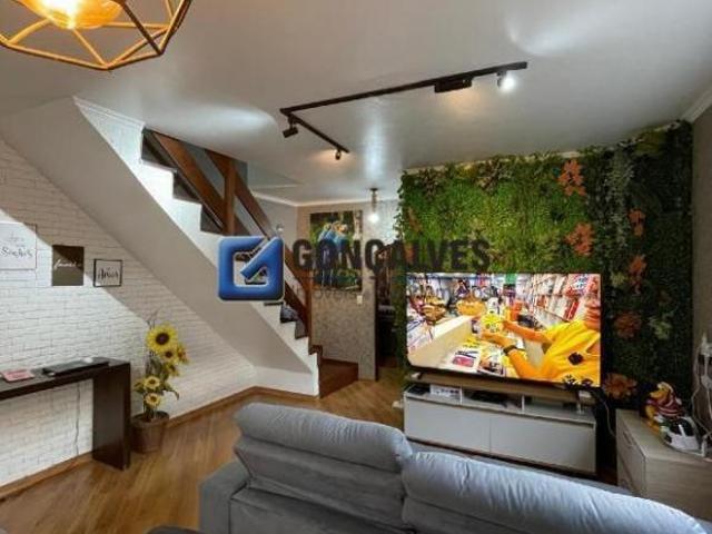 Sobrado à venda no Jardim Las Vegas, Santo André – 215 m², 3 banheiros, espaço Gourmet