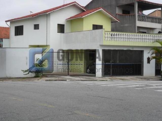 Sobrado à venda no Jardim Las Vegas, Santo André – 3 Dormitórios, 1 Suíte, 3 Vagas