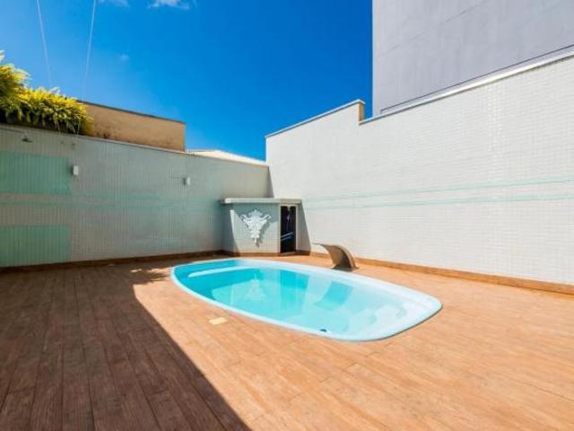 Sobrado à venda no Jardim Paris em Jundiaí bem localizado