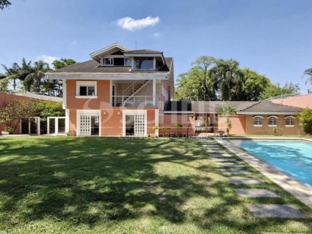 Sobrado á Venda no Jardim Prudência com 890m², 6 quartos sendo 6 suítes, 10 vagas