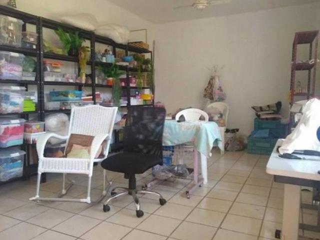 Sobrado à venda no Jardim Quaresmeira recém reformado bem localizado