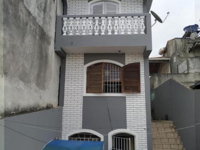 Sobrado à Venda no Jardim Record – 5 Dormitórios, Suíte com Banheira e 4 Vagas