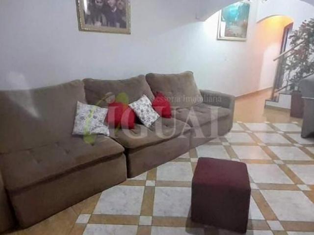 Sobrado a venda no Jardim Rina, Santo André