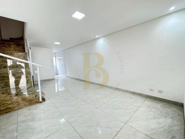 Sobrado à venda no Jardim Sabará de 130m² e 03 quartos