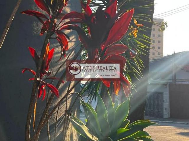 Sobrado à venda no Jardim Santa Cruz, SP | 3 dorms, suíte