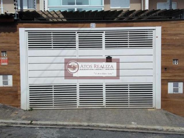 Sobrado à Venda no Jardim Santa Cruz, SP, 2 Suítes, 70m²
