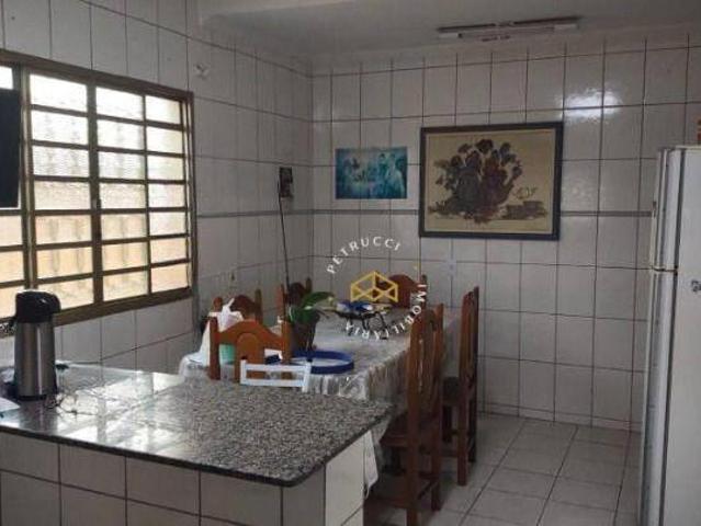 SOBRADO À VENDA NO JARDIM SANTA ISABEL, EM EXCELENTE LOCALIZAÇÃO NA CIDADE DE HORTOLÂNDIA/SP