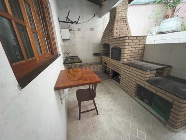 Sobrado a venda no Jardim Santo Antônio Santo André 2 Dorms
